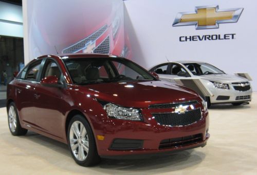 Chevrolet now installing solar power stations in dealerships | Torque News